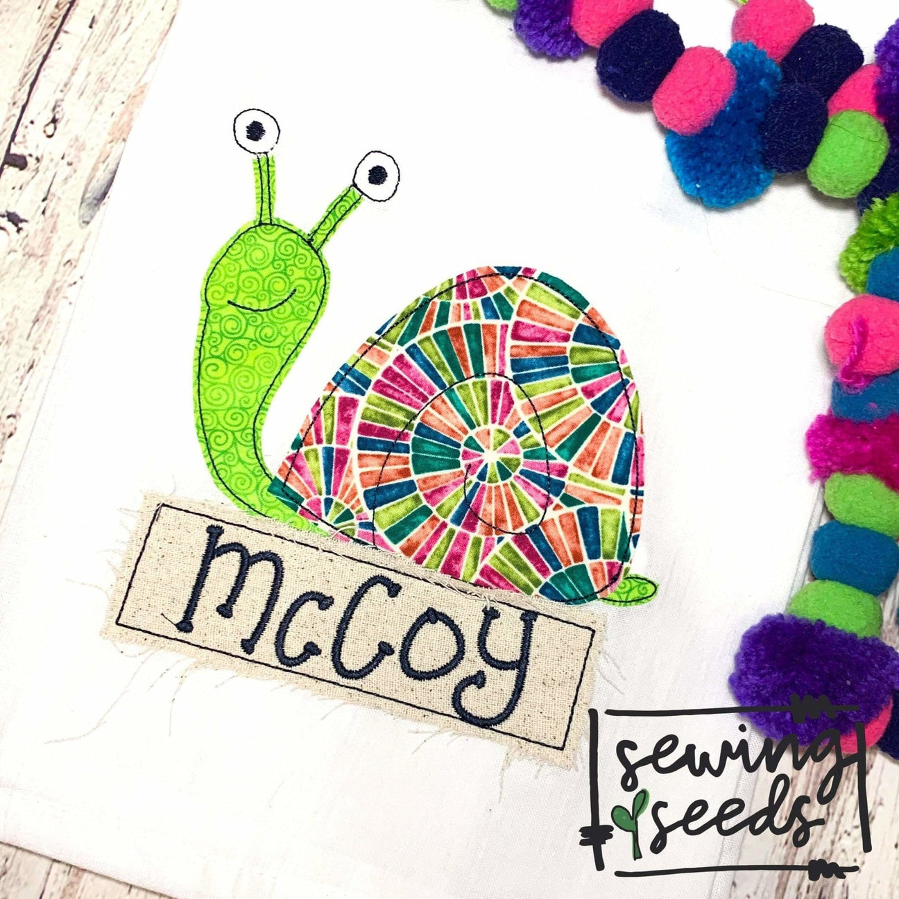 Snail with Name Tag Applique SS – Sewing Seeds